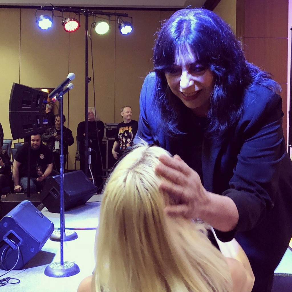 DUDE LOOKS LIKE A LADY … Vinnie Vincent makes first public appearance ...