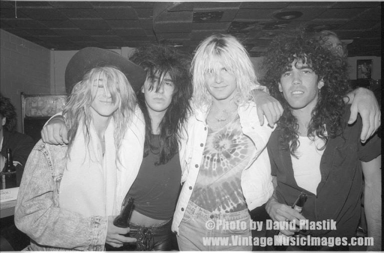 D’KINGS of D’STRIP … Metal Sludge Exclusive: D’MOLLS singer Desi Rexx ...