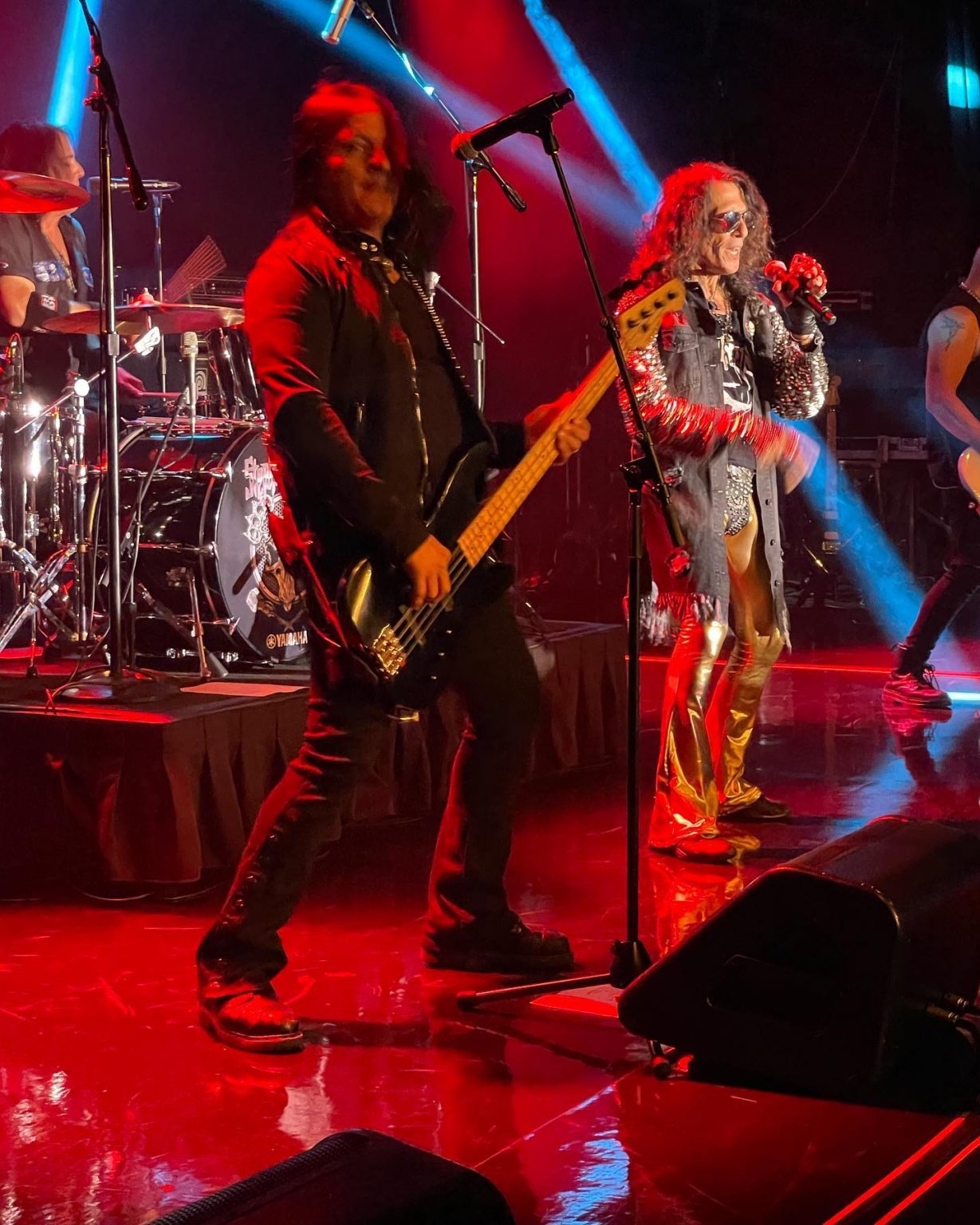 BACK FOR MORE … Robbie Crane Hits the Stage with Stephen Pearcy’s Rat ...